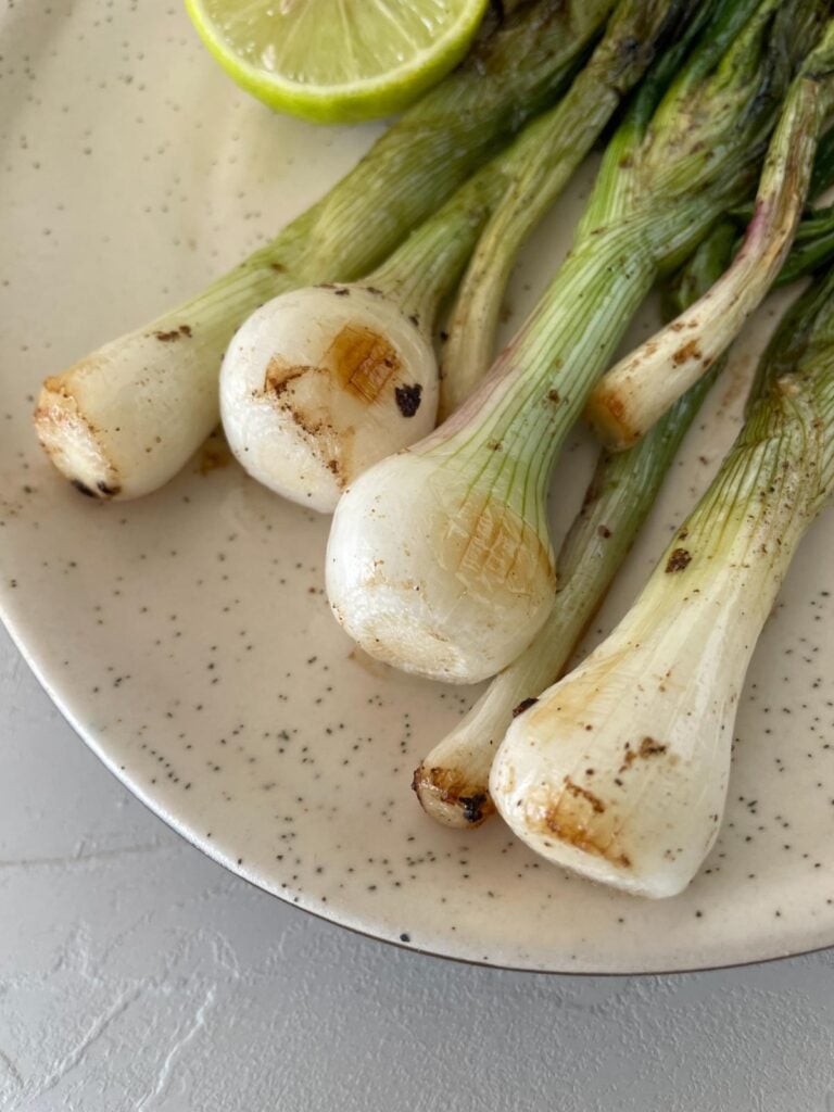 Mexican Grilled Onions (Cebollitas Asadas) - Unique Cooks